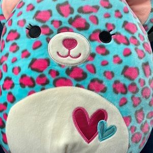 Squishmallows | Toys | Squishmallow 1 Chelsea The Cheetah Valentine ...